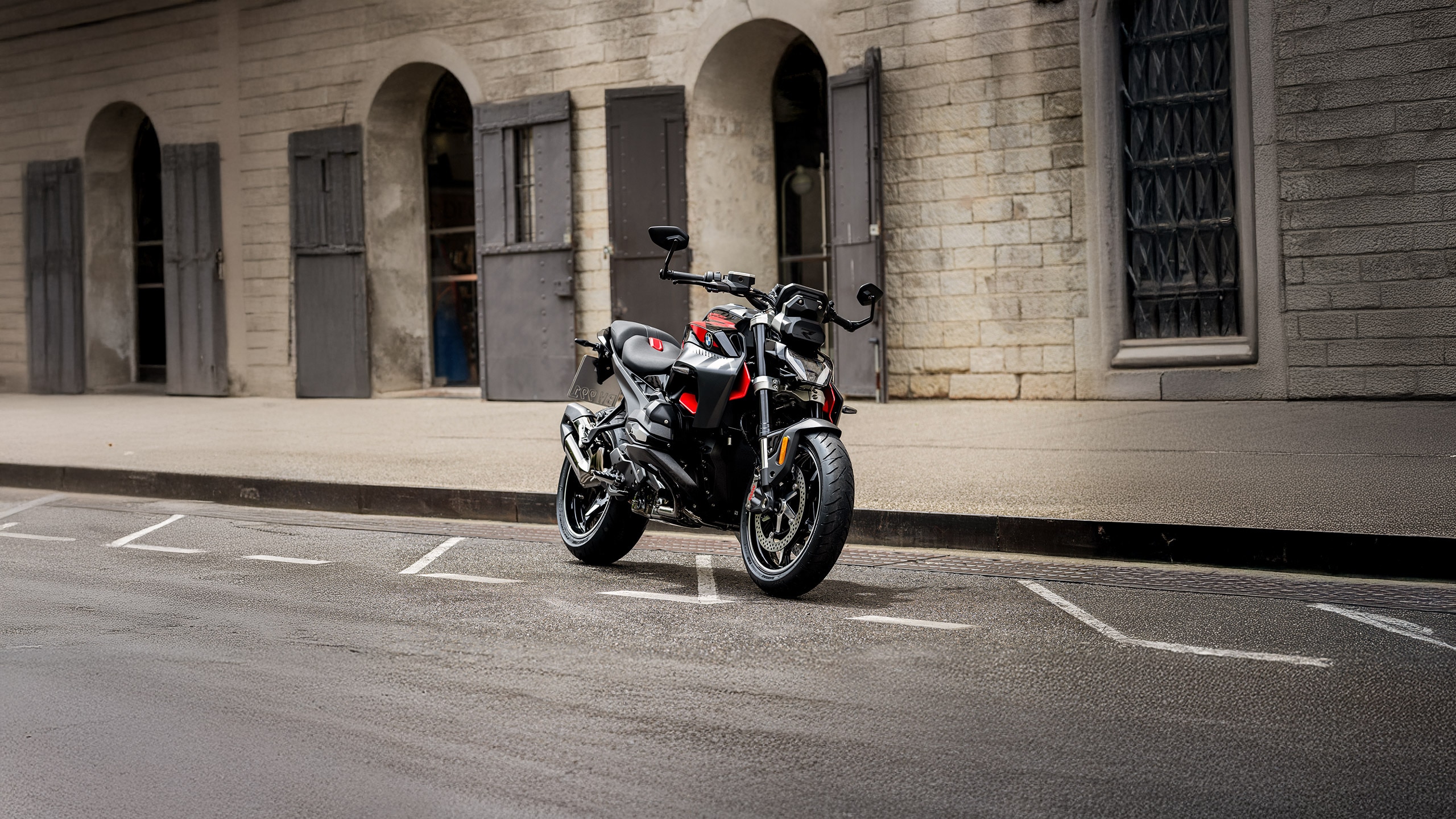 R 1300 R | BMW Motorrad